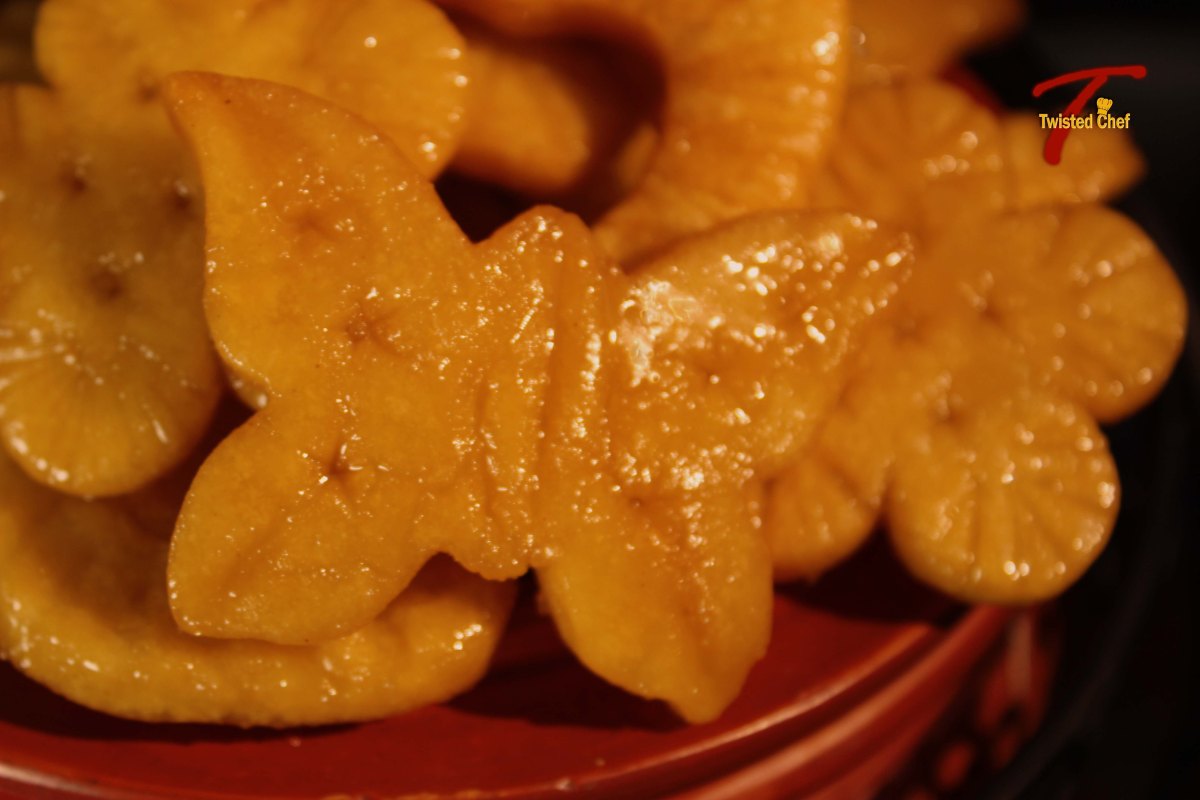 Friends, Memories and Food! – Moog Pakon Pitha (Bengali Sweet ...